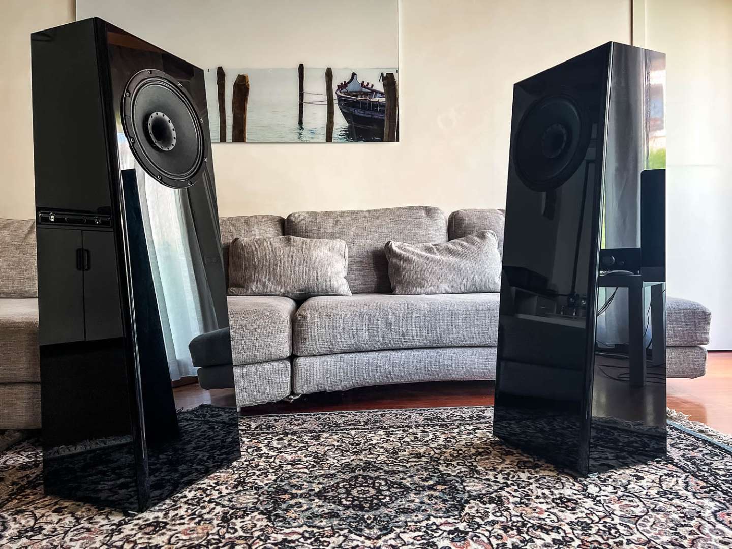 Daniel Hertz audio systems. Mark Levinson new company