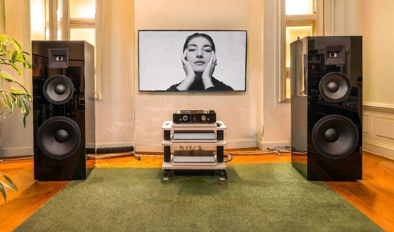 Daniel Hertz audio systems. Mark Levinson new company