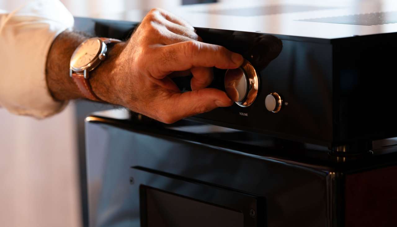 Daniel Hertz audio systems. Mark Levinson new company